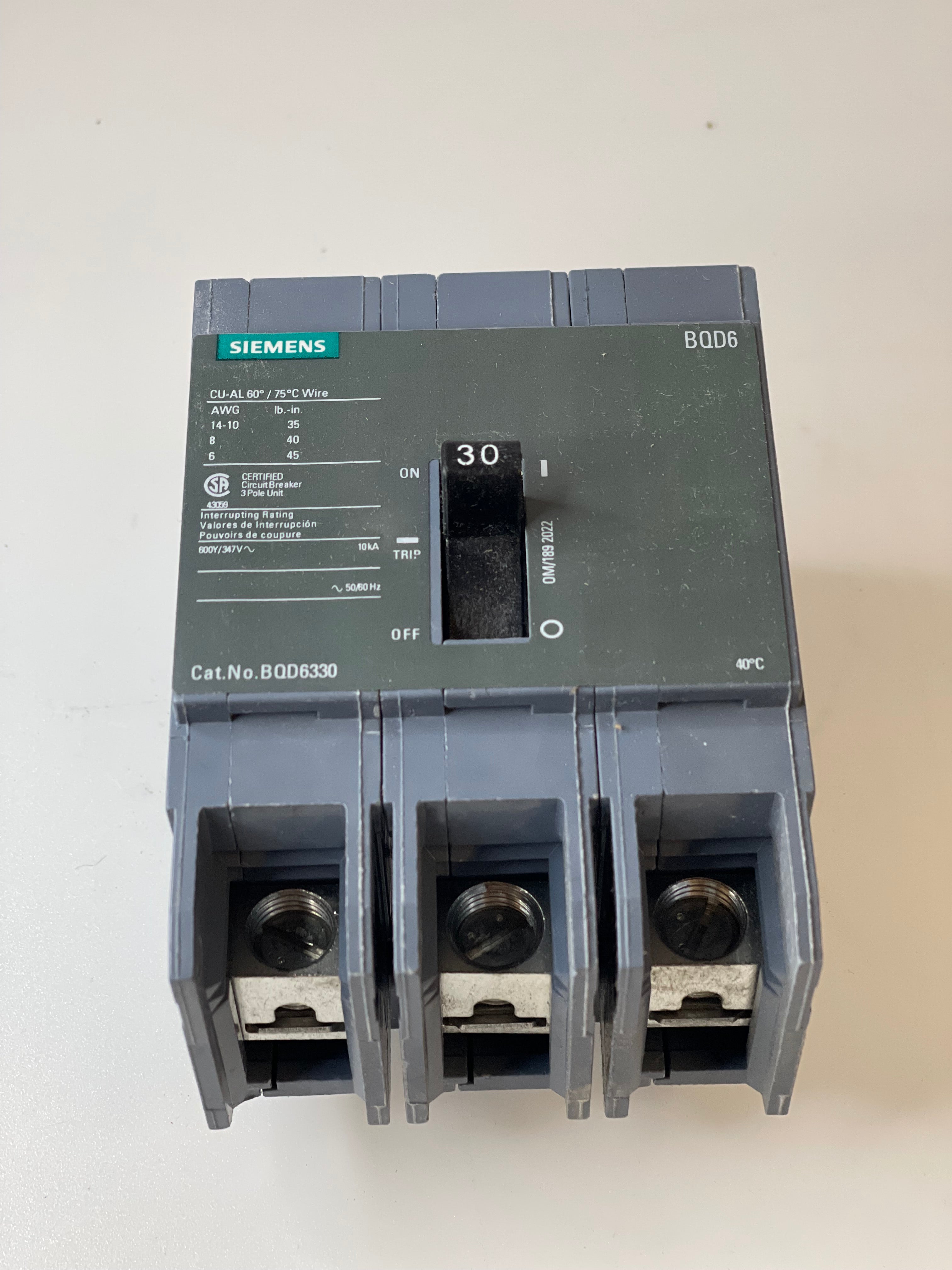 BQD6330 30 AMP SIEMENS CIRCUIT BREAKER 600V