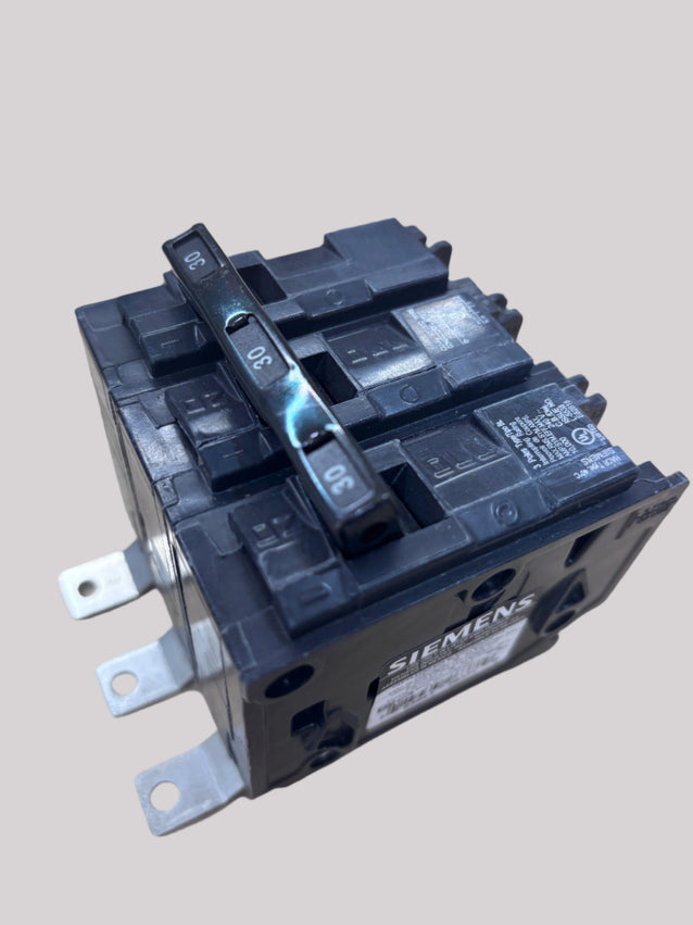B330 30Amp Siemens Breaker Bolt On type BL New