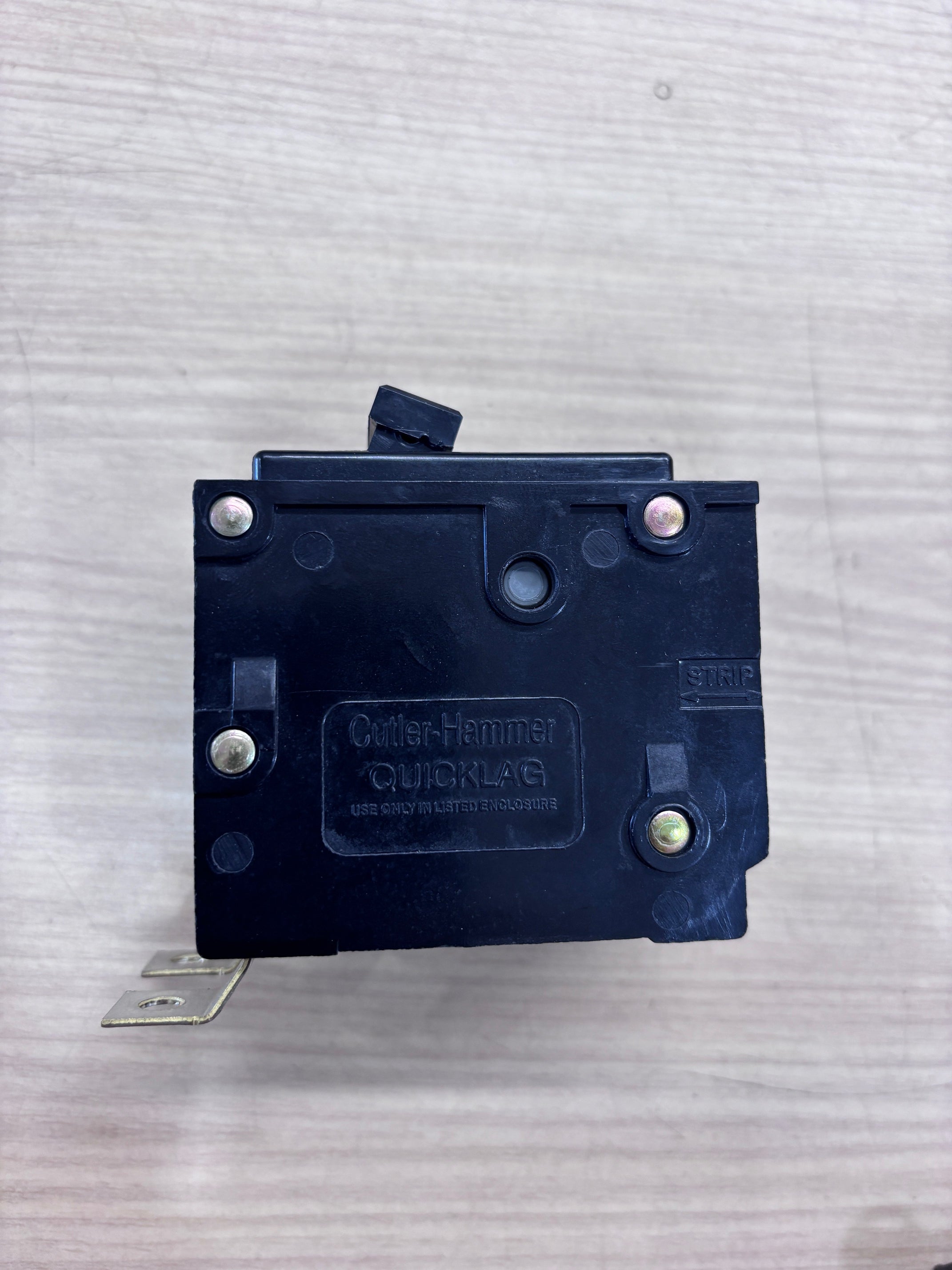 BAB2040 40AMP Eaton Breaker bolt on